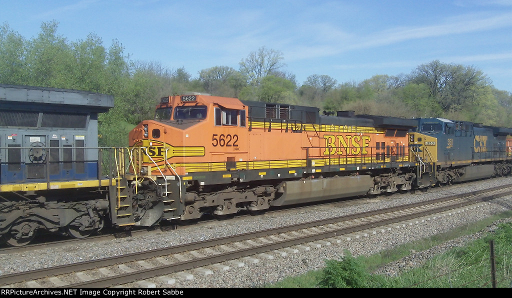 BNSF 5622
